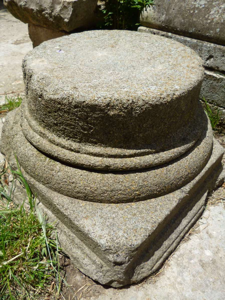 Basa de piedra Antiguedad siglo XVII | Mobiliario & Interiorismo